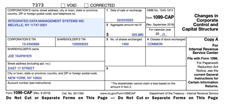 What Is a 1099 Form—and How Does It Affect Your Expat Taxes?